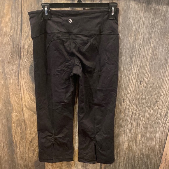 lululemon athletica | Pants & Jumpsuits | Lululemon Split Calf Capri ...